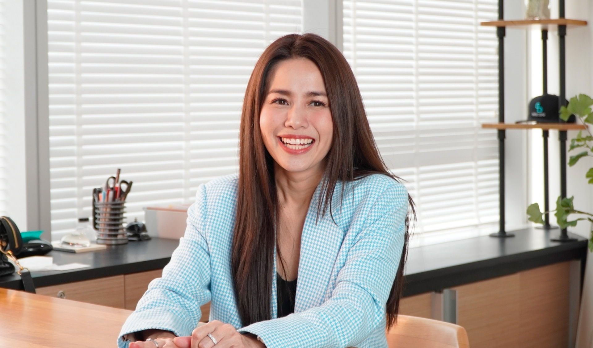 คุณโซอี้ ภญ.โสภา พิมพ์สิริพานิชย์ เจ้าของเพจ Digital Shortcut และ ...