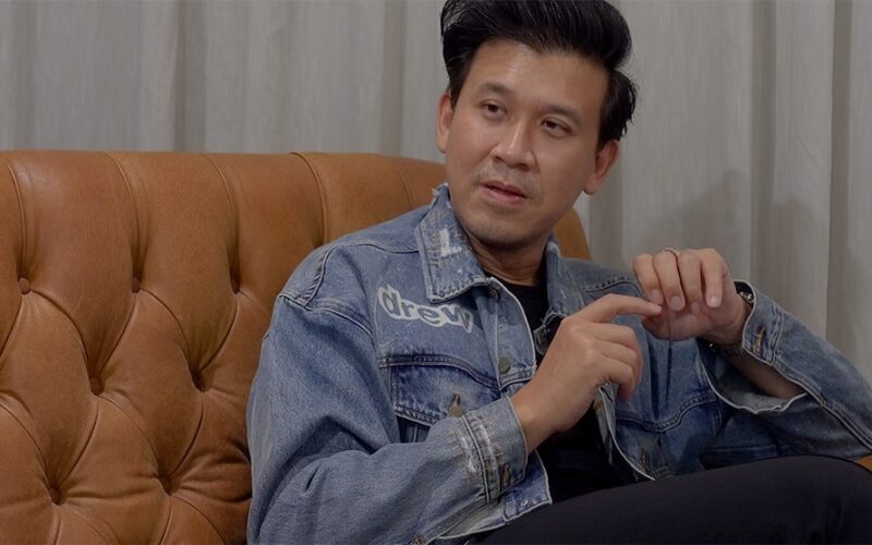 คุณนน Chino To Share - 9conversations